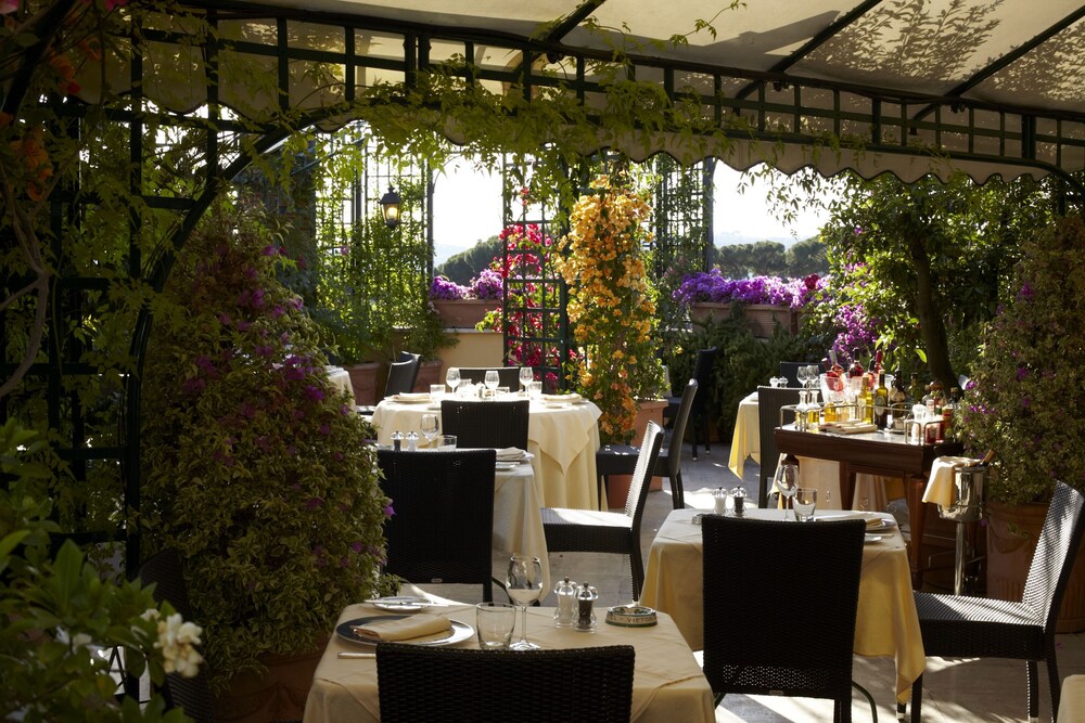 Book Hotel Victoria Roma in Rome | Hotels.com