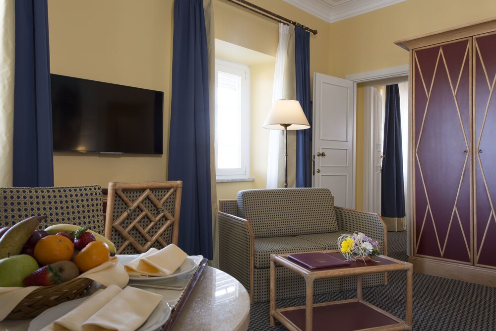 Book Hotel Victoria Roma in Rome | Hotels.com