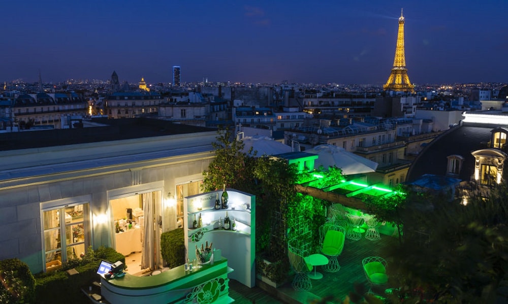 Book Hotel Raphael, Paris, France - Hotels.com