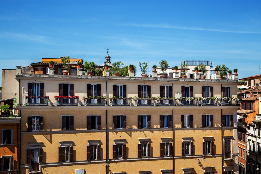 Book The Inn at the Spanish Steps in Rome | Hotels.com