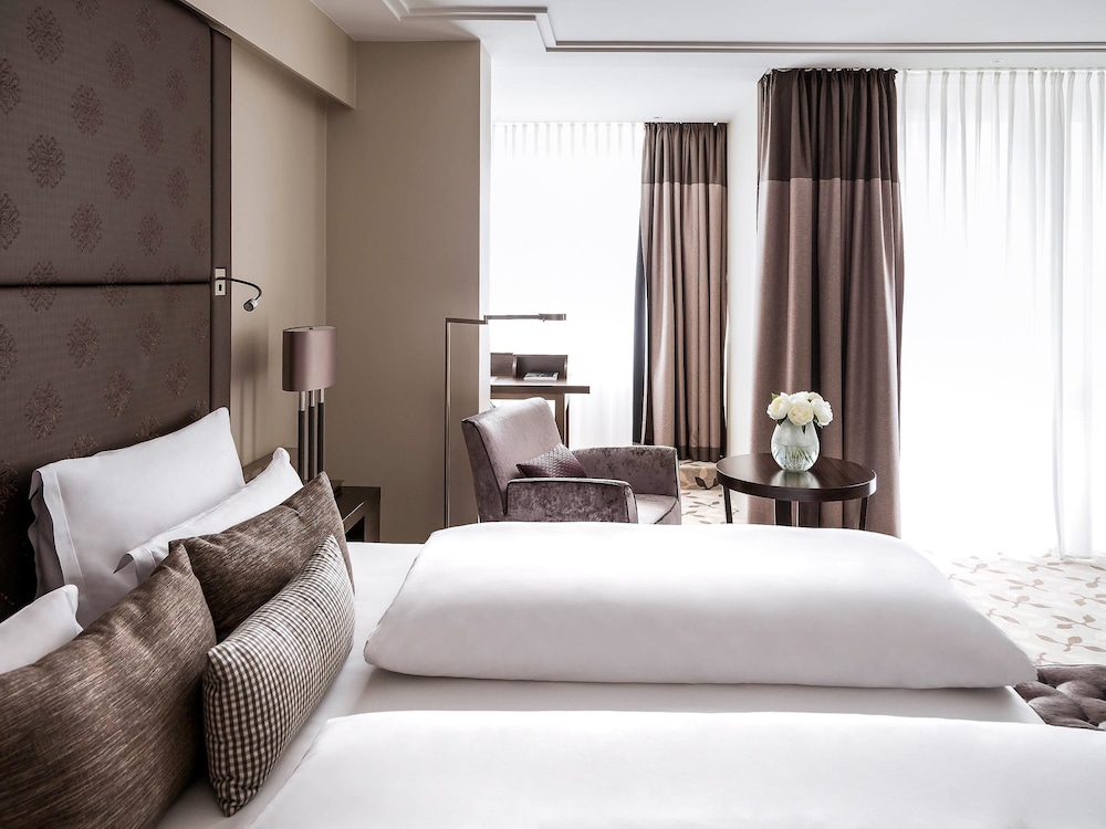 Book Pullman Munich, Munich from $96/night - Hotels.com