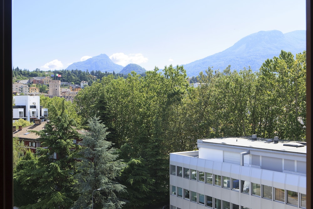 Book Grand Hotel Trento in Trento | Hotels.com