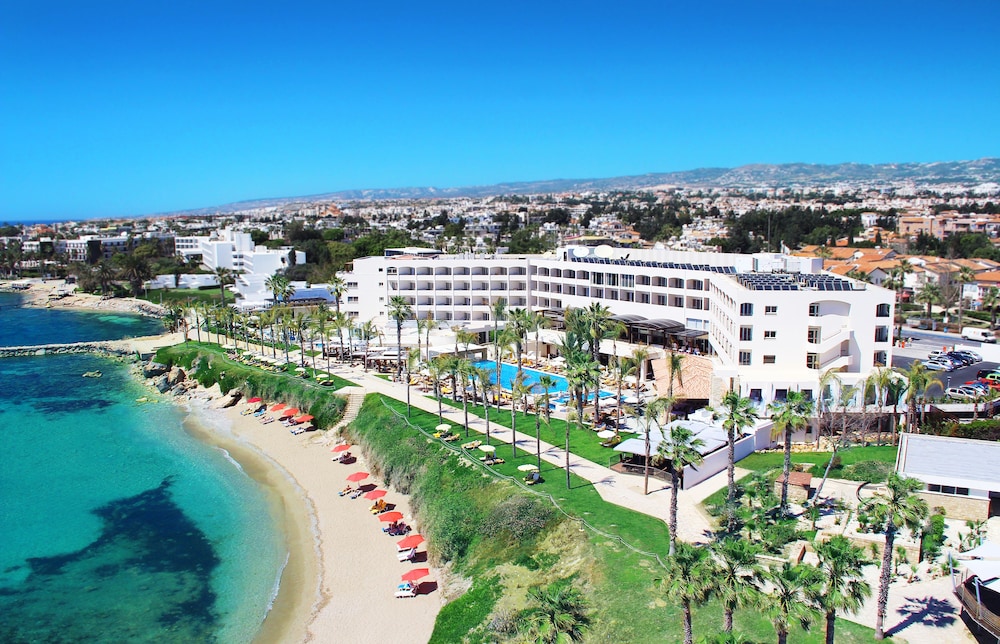 Book Alexander The Great Beach Hotel in Paphos | Hotels.com