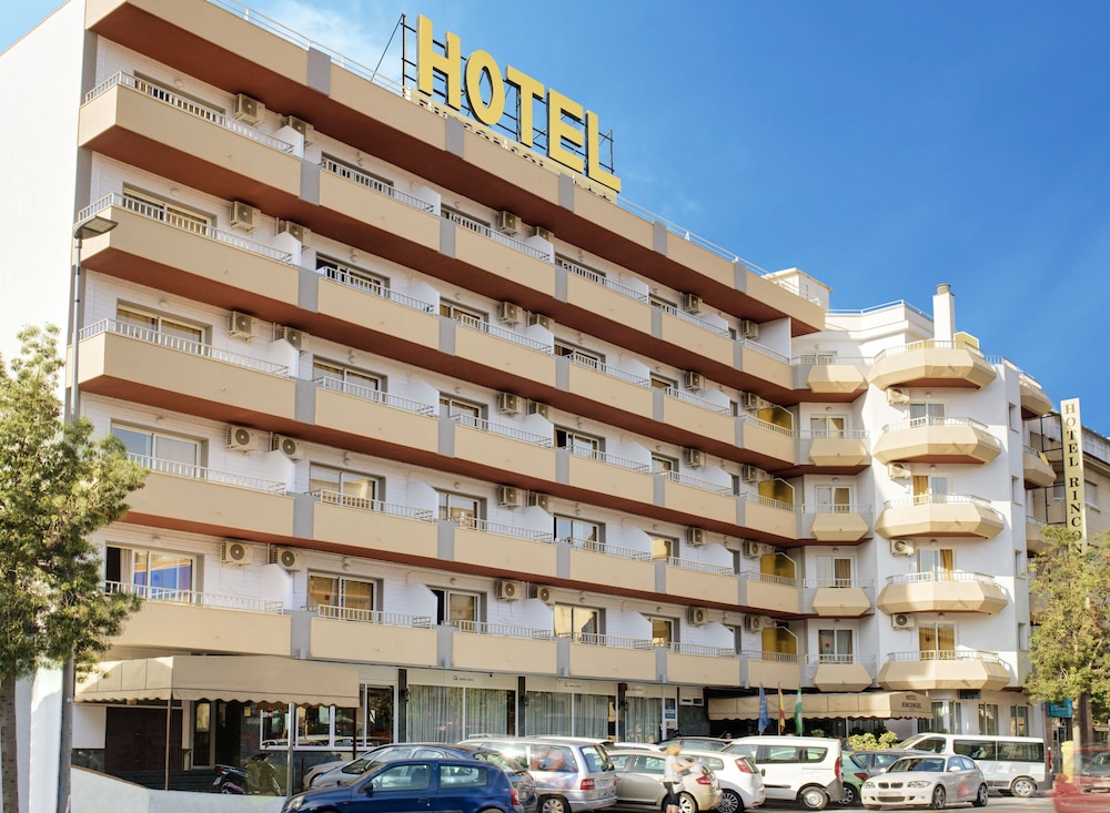 Book Hotel Rincón Sol in Rincon de la Victoria | Hotels.com