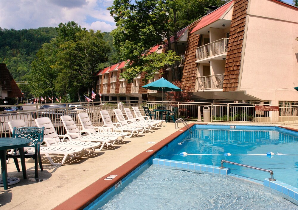 Book Quality Inn Creekside - Downtown Gatlinburg in Gatlinburg | Hotels.com