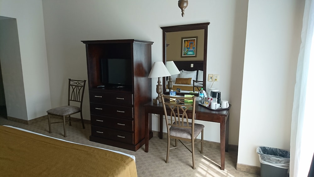 Book Best Western Hotel Posada Del Rio Express in Torreon | Hotels.com