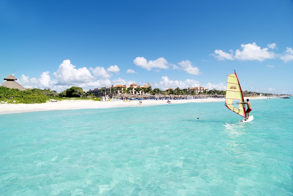 Book Sandos Playacar Beach Resort - All Inclusive in Playa del Carmen ...