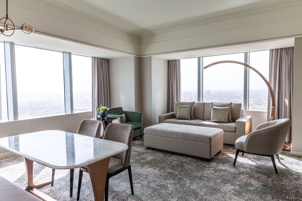 Book Four Seasons Hotel Riyadh in Riyadh | Hotels.com