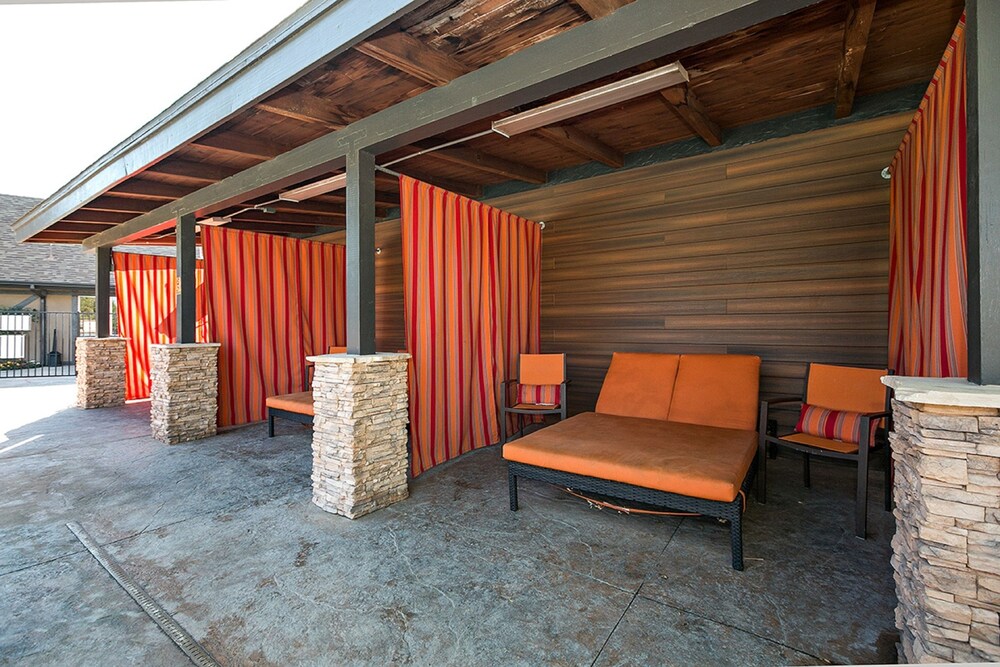 Book Flying Flags RV Resort & Campground in Buellton | Hotels.com