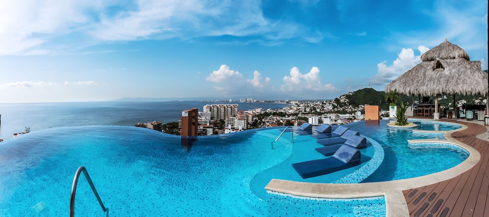 Book Pinnacle Resorts 220 in Puerto Vallarta | Hotels.com