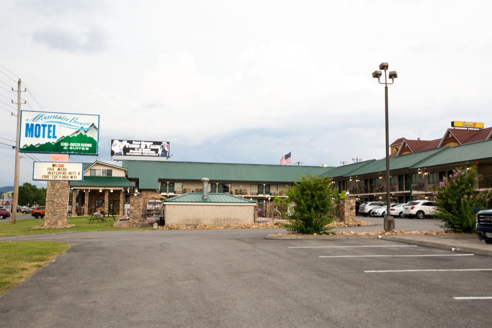 Mountain Breeze Motel (Pigeon Forge, Tennessee) : Hoteles en Pigeon ...
