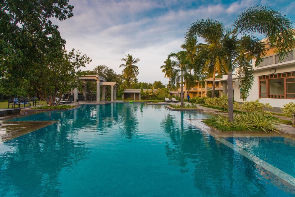 Book Heritage Resort Hampi in Hospet | Hotels.com