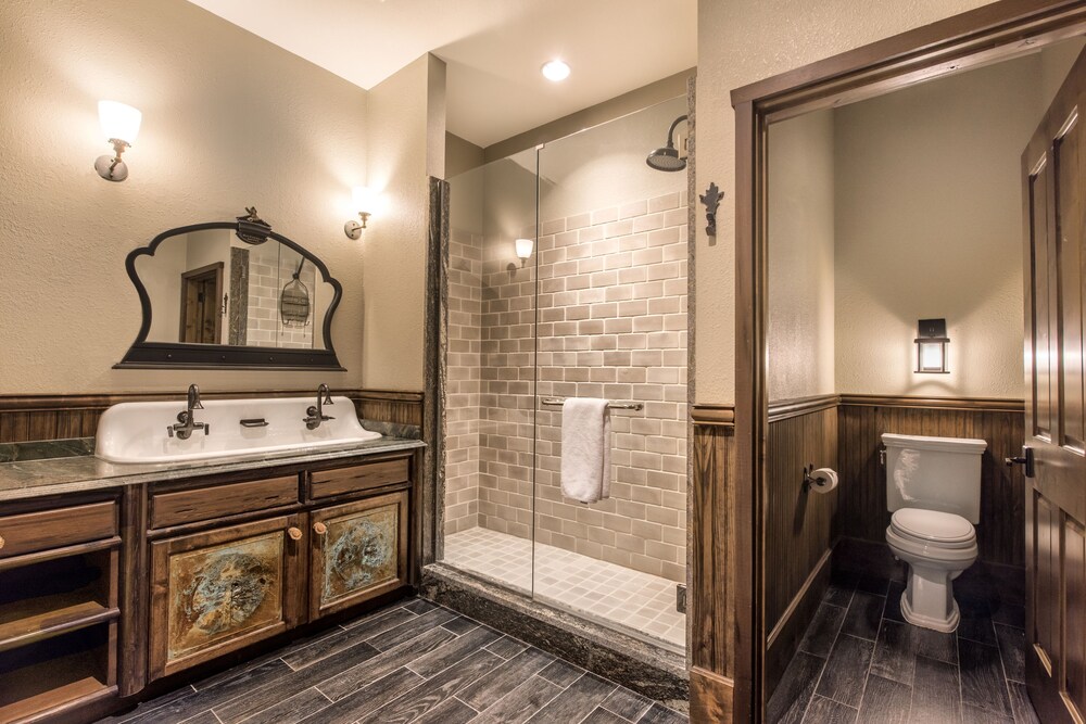 Big Cypress Lodge, Memphis: Info, Photos, Reviews | Book at Hotels.com