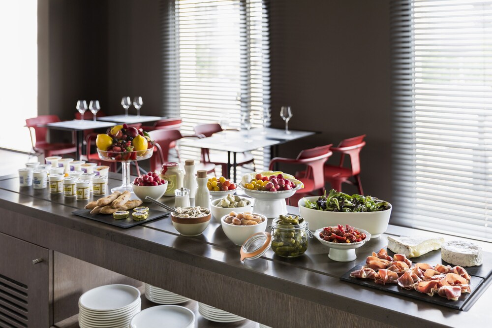 Book OKKO Hotels Paris Rueil -Malmaison in Rueil-Malmaison | Hotels.com