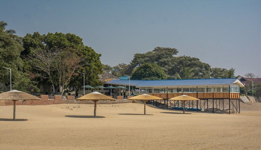 Book Blue Waters by Serendib in Salima | Hotels.com