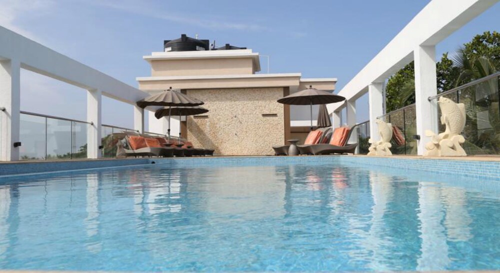 Book Lemon Tree Hotel Candolim Goa in Candolim | Hotels.com