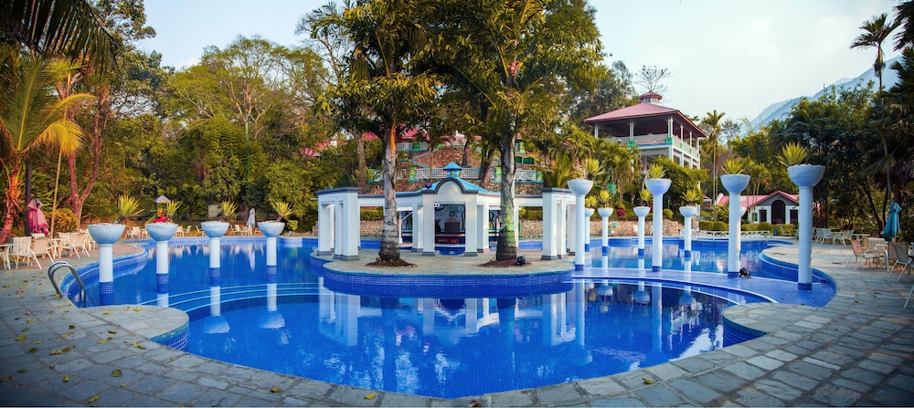 Book Riverside Spring Resort in Kurintar | Hotels.com