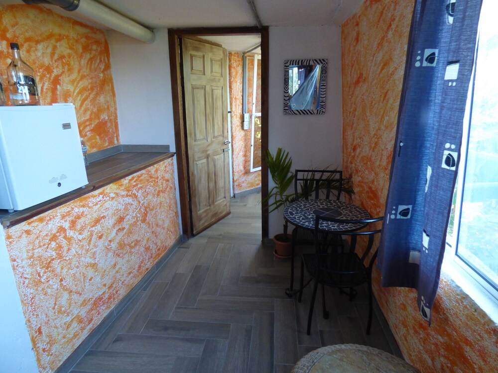 El Faro Apartment (Roatán, Honduras) : Hoteles en Roatán - Hoteles.com