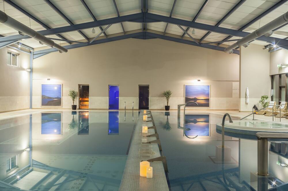 An Chúirt Gweedore Court Hotel Gweedore Info Photos Reviews Book At