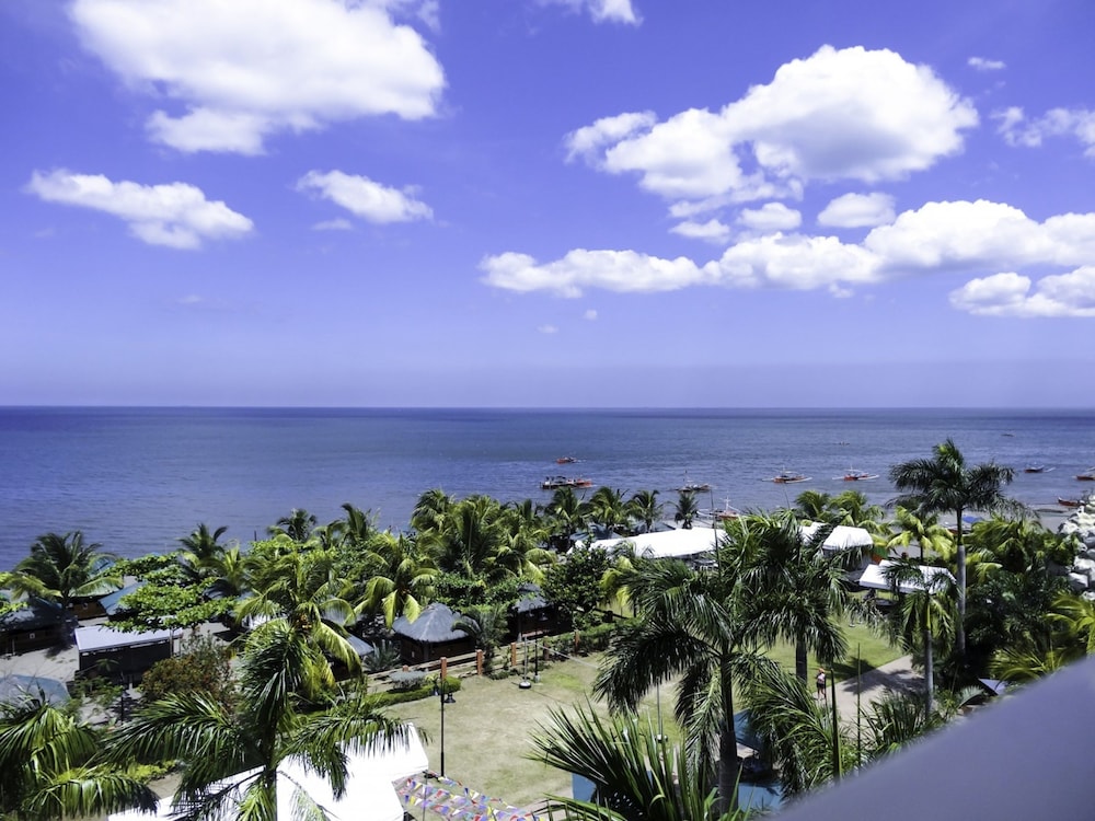 Book Tanza Oasis Hotel and Resort in Tanza | Hotels.com