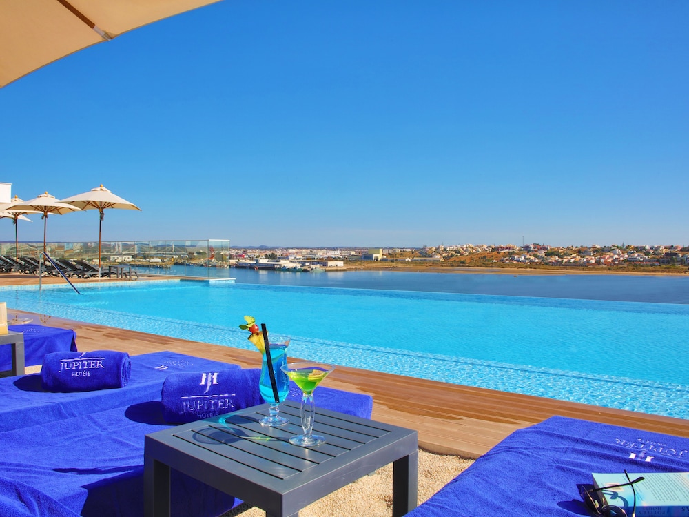 Book Jupiter Marina Hotel - Couples & SPA in Portimao | Hotels.com
