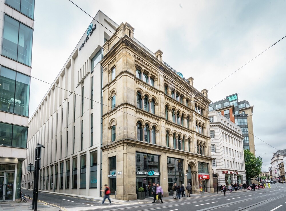 Motel One Manchester - Royal Exchange, Manchester: Info, Photos ...