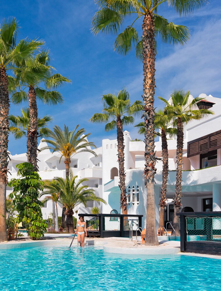 Book H10 Estepona Palace in Estepona | Hotels.com