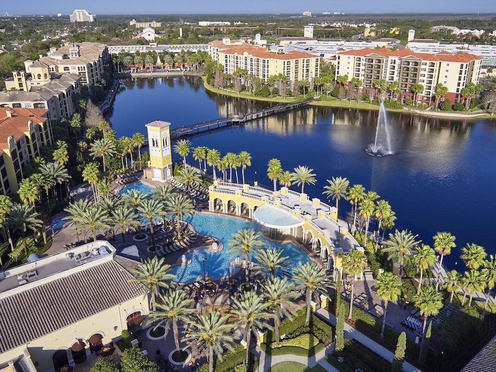 Book Hilton Grand Vacations at Tuscany Village in Orlando | Hotels.com