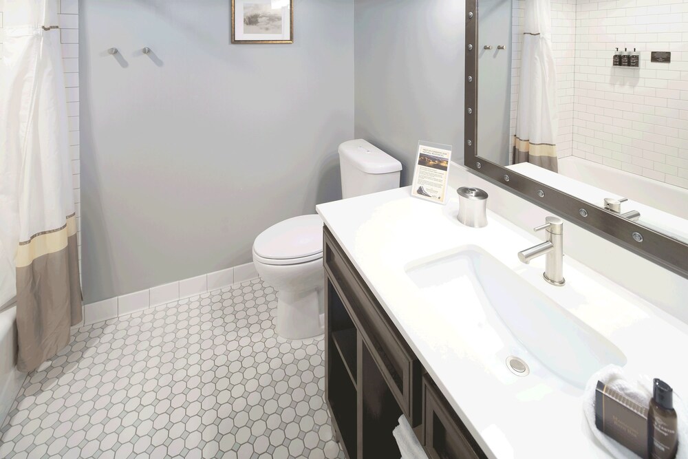 Book Grand Canyon Railway Hotel in Williams | Hotels.com