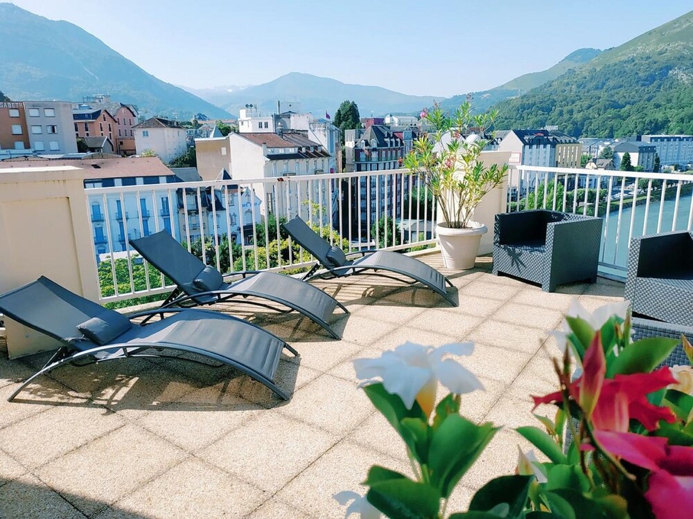Book Hotel La Solitude in Lourdes | Hotels.com