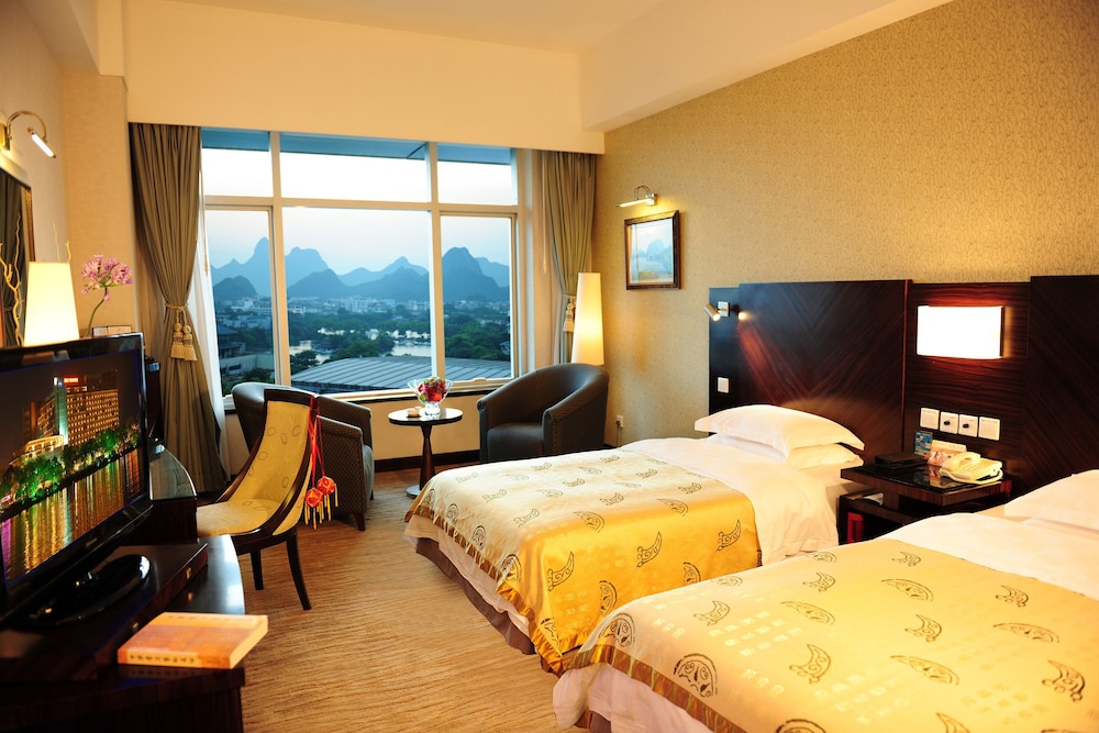 Book Guilin Lijiang Waterfall Hotel, Guilin, China - Hotels.com