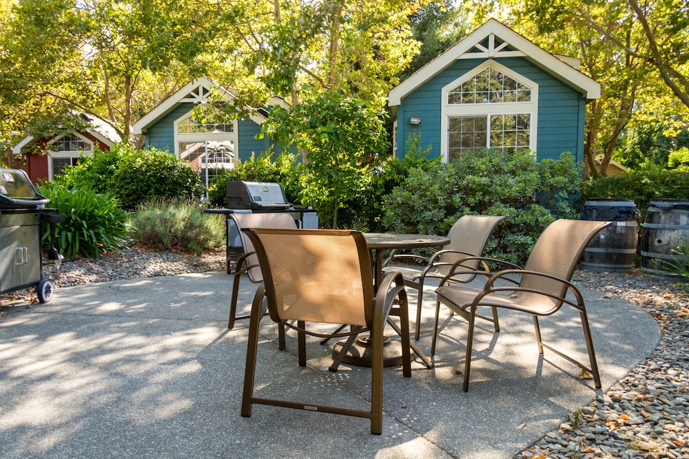 Book RiverPointe Napa Valley Resort in Napa | Hotels.com