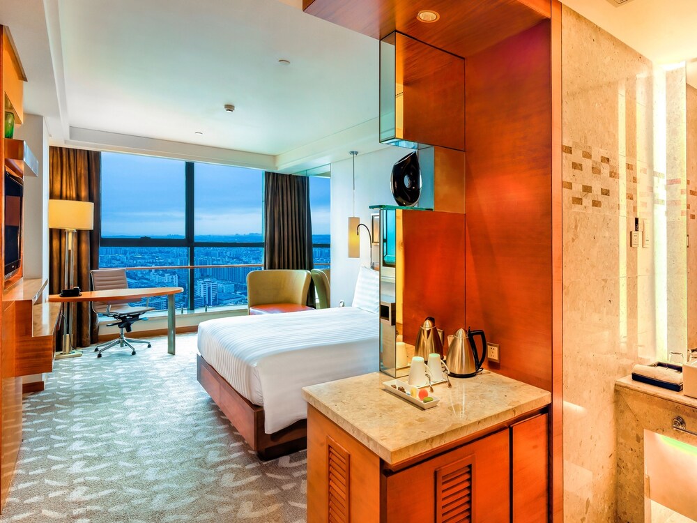 Book Swissotel Foshan in Foshan | Hotels.com