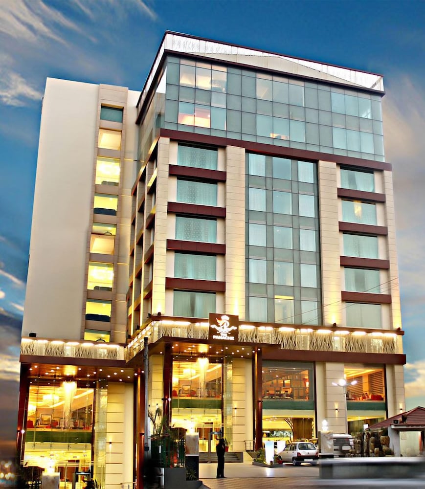 Book Hotel The Panache in Patna | Hotels.com