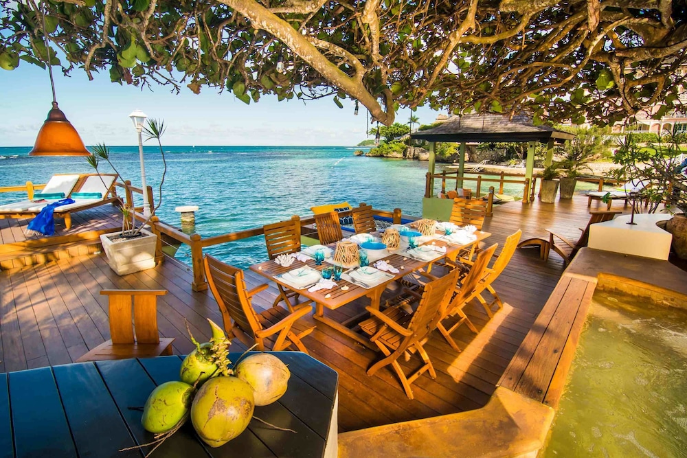 Book Crystal Cove Villa in Ocho Rios | Hotels.com