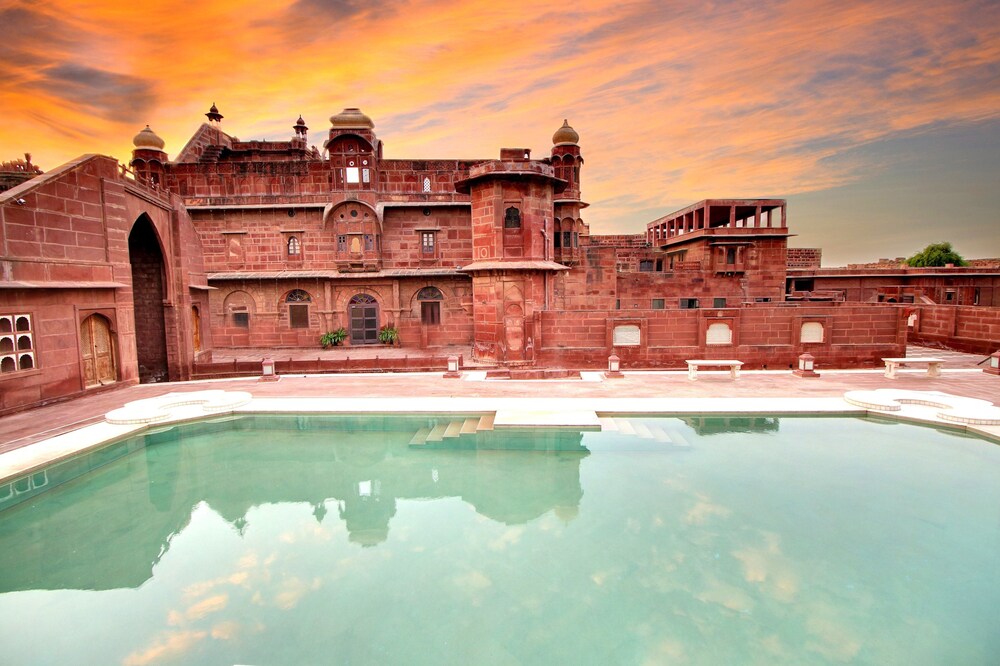 Book The Fort Pokaran - A Heritage Hotel in Pokhran | Hotels.com