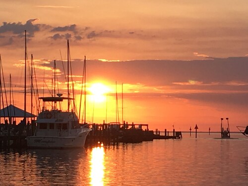 Top Hotels in Fairhope, Alabama - Cancel FREE on most hotels | Hotels.com