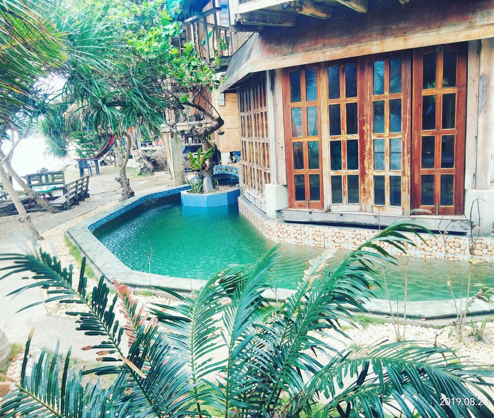 Reggae Vibes De Isla Romblon - Hostel (Romblon Island, Philippines ...