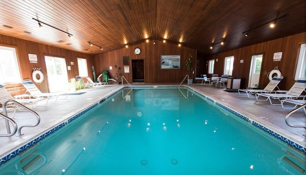 Book Elmwood Resort Hotel in Wells | Hotels.com