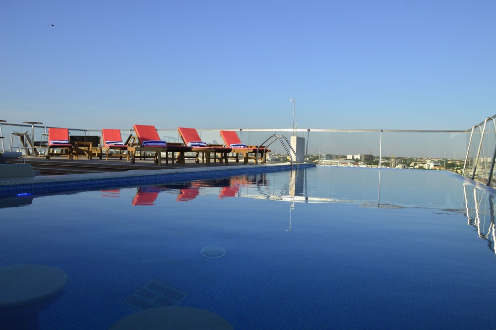 Book Palmeiras Suite Hotel in Luanda | Hotels.com