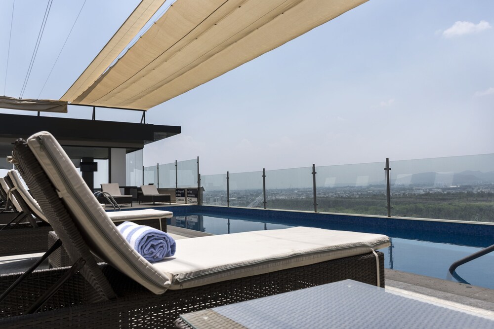 Hampton Inn San Luis Potosi (San Luis Potosí, México) : Hoteles en San ...