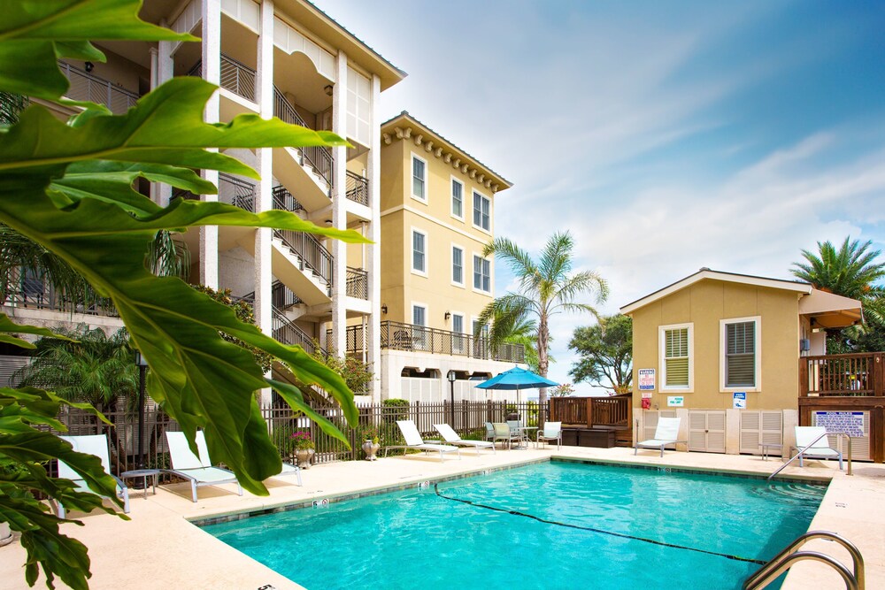 Book Sea Gate Inn by Sea Palm Resort in St. Simons Island | Hotels.com