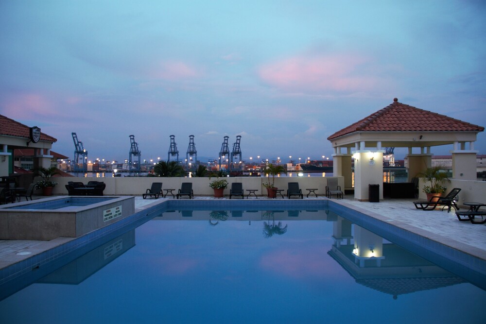 Radisson Colon 2,000 Hotel & Casino (Colón, Panamá) : Hoteles en Colón ...