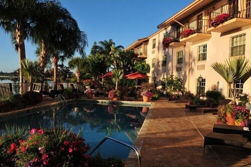 Book Inn On The Lakes in Sebring | Hotels.com