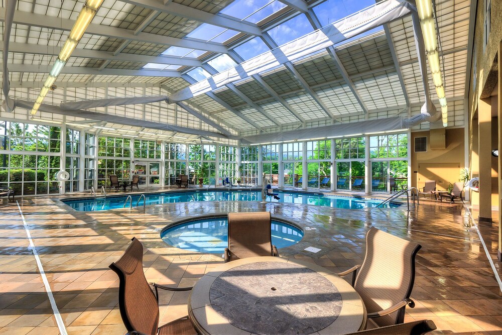 Book RiverStone Resort & Spa in Pigeon Forge | Hotels.com