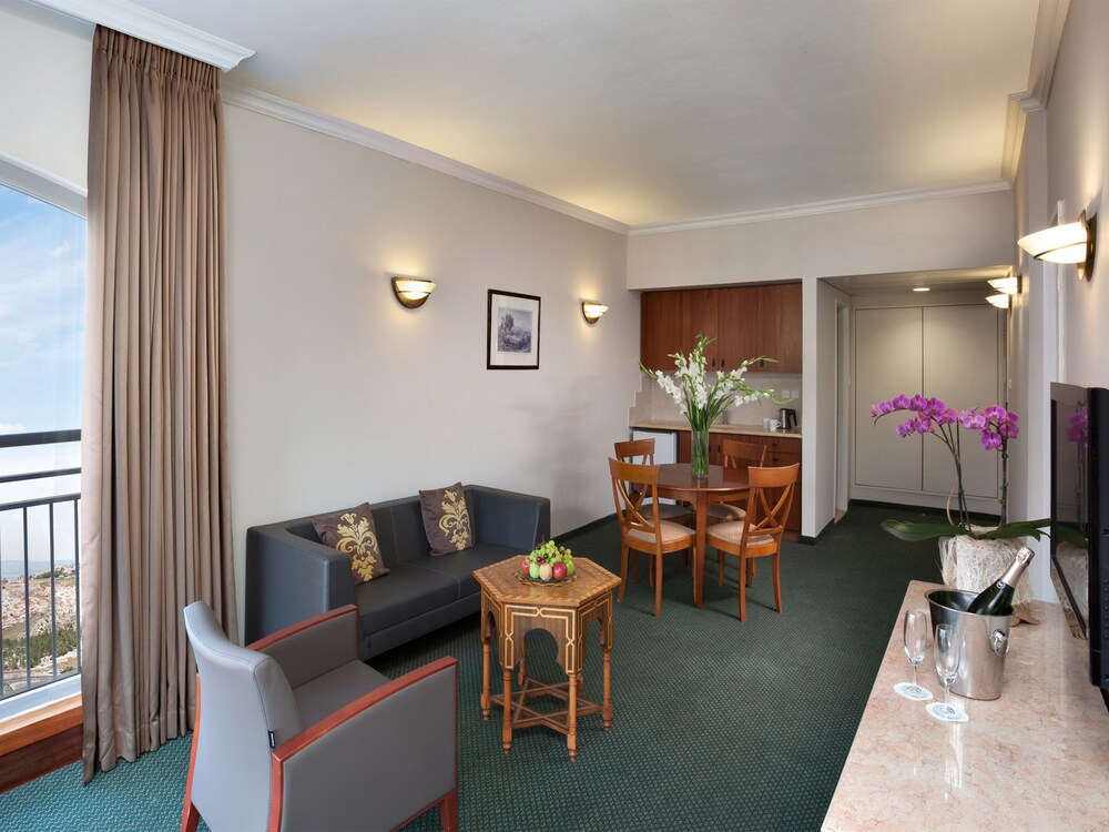 Book Golden Crown Hotel in Nazareth | Hotels.com