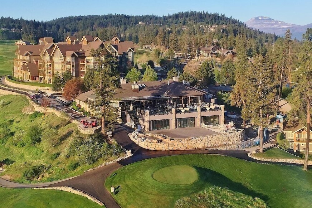 Book Predator Ridge Resort in Vernon | Hotels.com