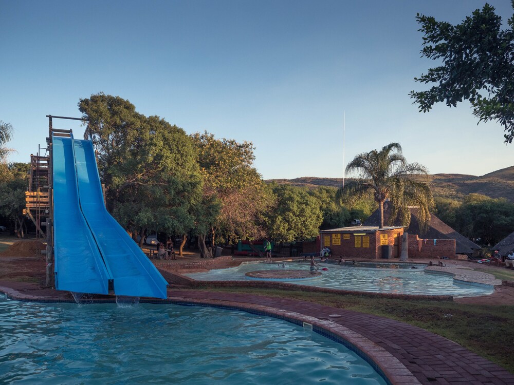 Hartbeespoort Holiday Resort in Hartbeespoort – Book on Hotels.com