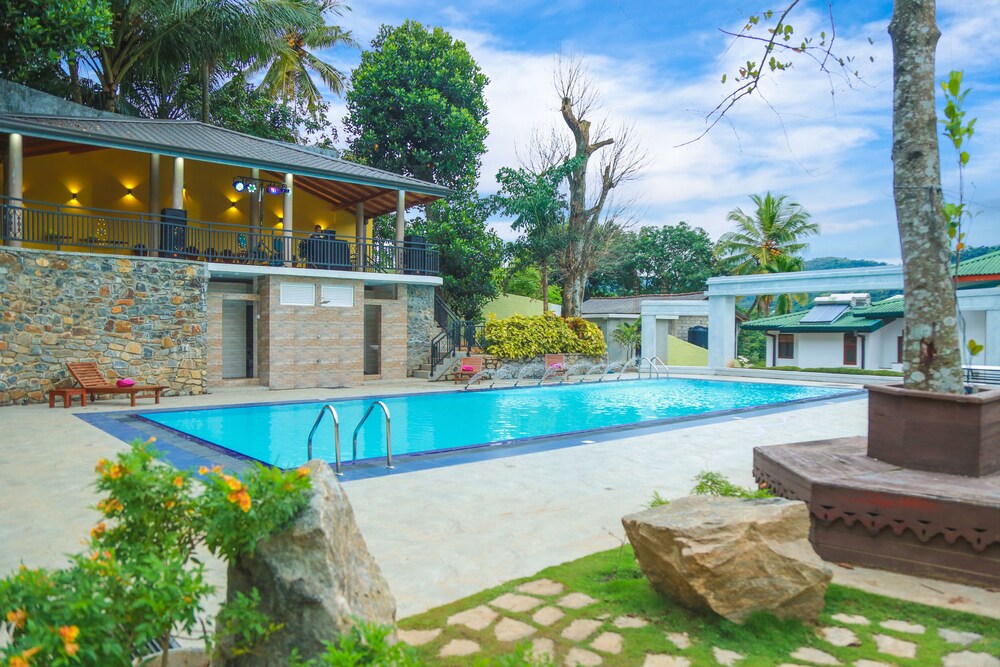 Book Royal Classic Resort in Kandy | Hotels.com