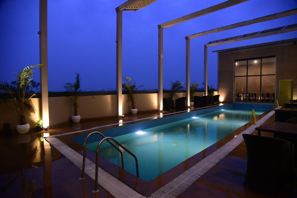 Hotel Ramaya (Rohtak, India), Rohtak hotel discounts | Hotels.com